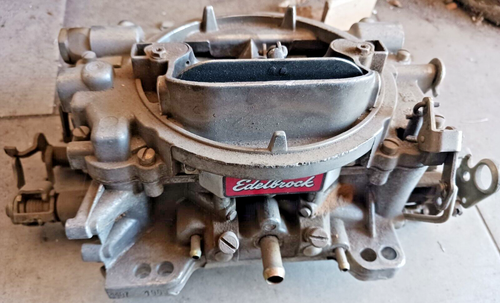 EDELBROCK 1407 750CFM 4BBL CARBURETOR + MANUAL CHOKE VERY NICE!!! | eBay