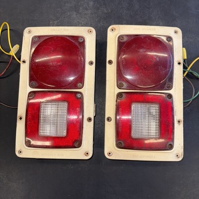 Vintage Monarch 5119 Tail Lights Rare RV Motorhome Set 2 | eBay