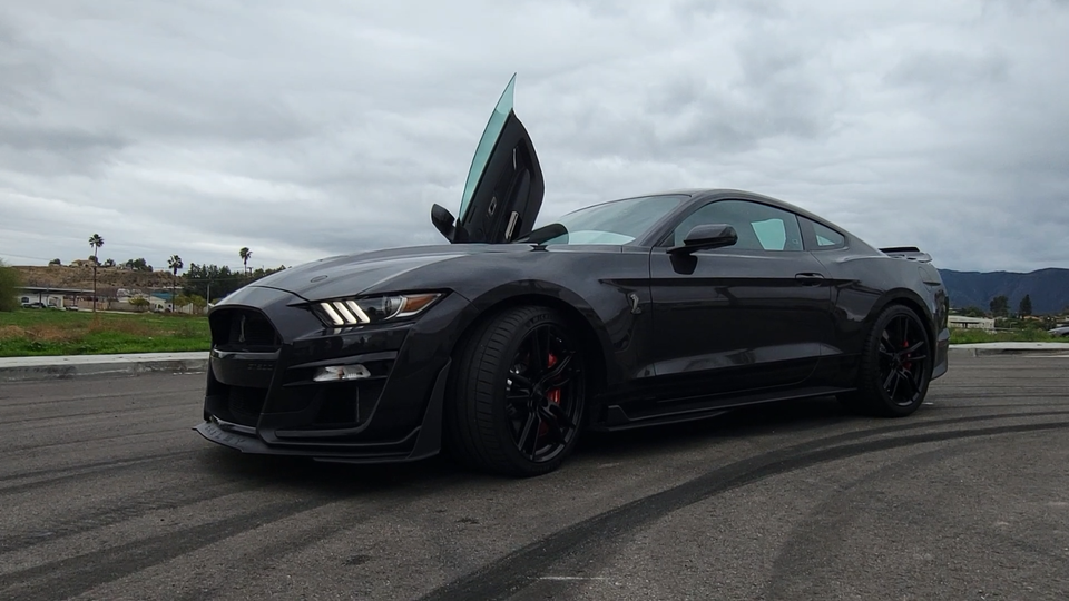 Ford Mustang 2015 - 2023 Vertical Lambo Door kit Vertical Doors Inc ...