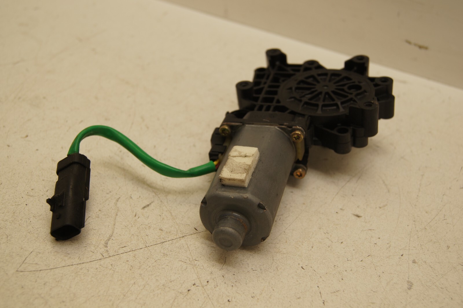 2002 Jeep Grand Cherokee - BOSCH - Window Motor 904 FPG 12V 6004PA1067 ...