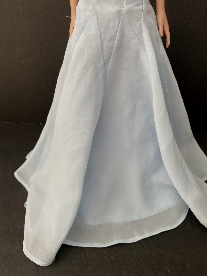 TONNER - Tyler Wentworth -Spiderman - Mary Jane Watson Blue Chiffon ...