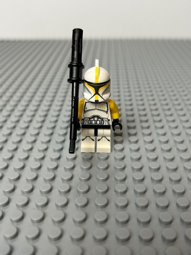 Lego Star Wars Phase 1 Clone Commander Minifigure sw0481 Yellow | eBay