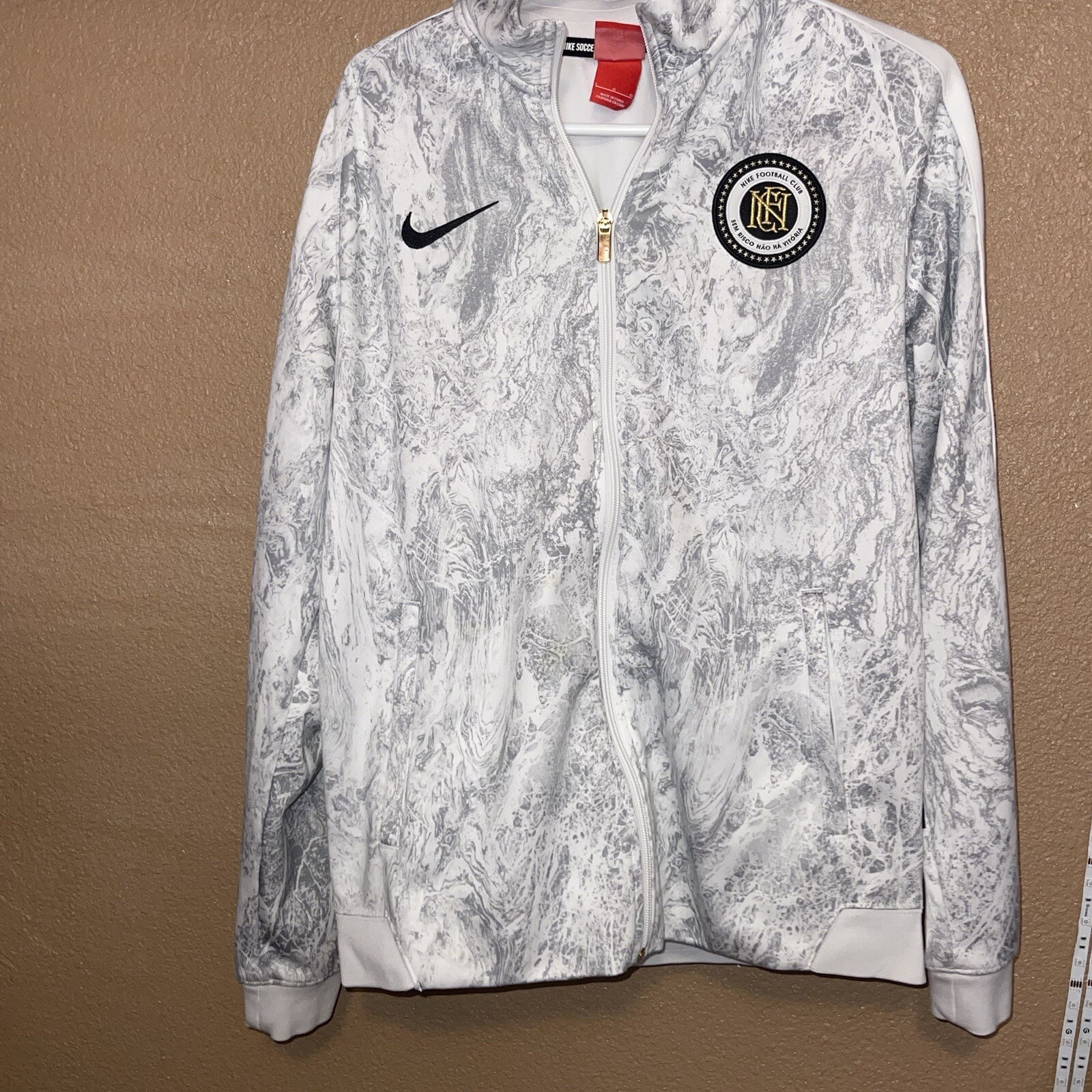 Nike Mens NFC Jacket With Embroidery Logo Sem Risco Nao Ha Vitoria Grey ...