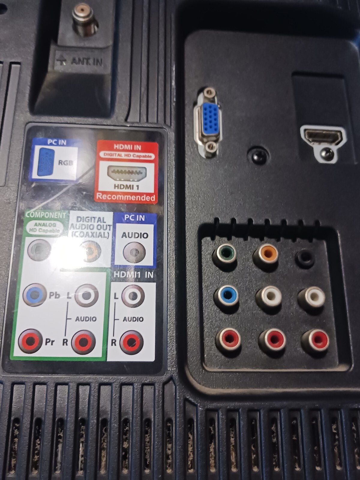 Emerson LC195EMX 19" 720p HD LCD Television for sale online | eBay