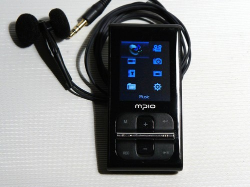 MPIO FY900 4GB Digital Audio Player MP3 WMA formats flash player in box ...