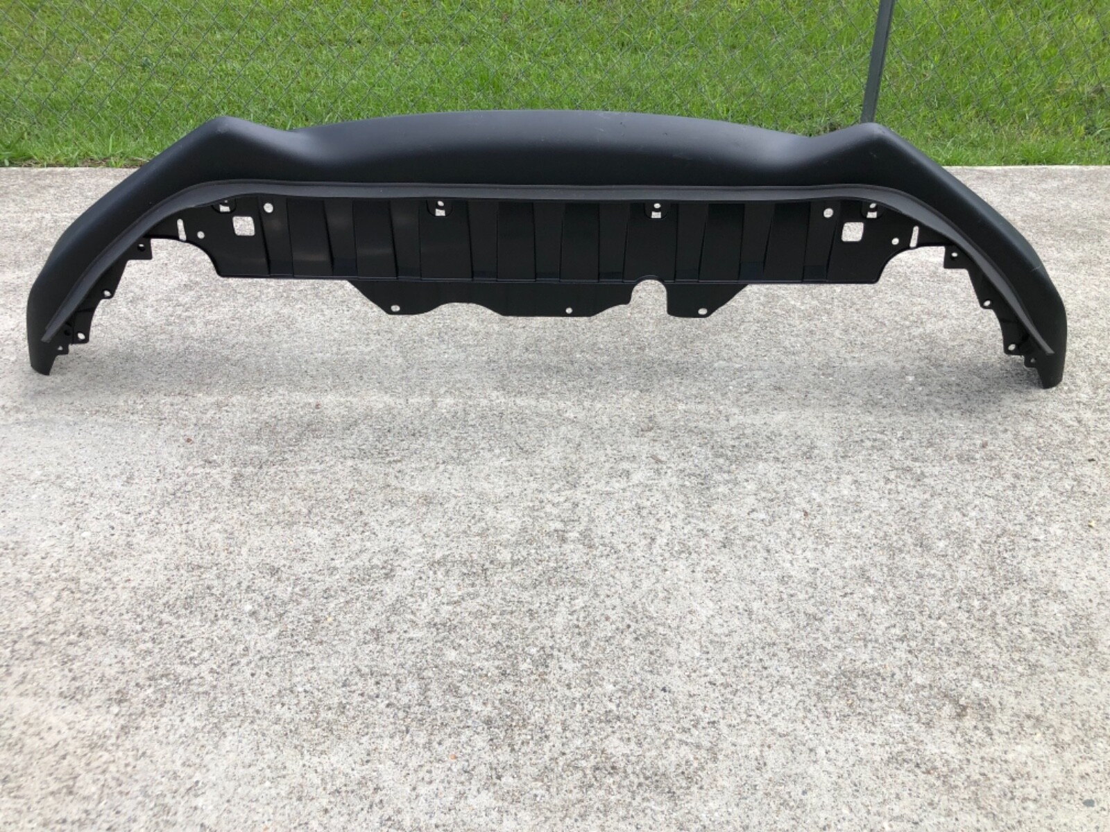2016-2018 Honda HR-V front lower valance 71102-T7W-A000 NO SHIPPING | eBay