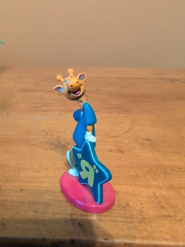 RARE Toys "R" Us Geoffrey Stand Next to "R" Logo Miniature 2001 Display ...