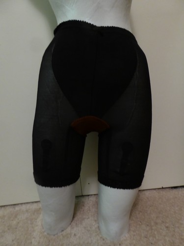 Vintage Hollywood Vassarett Lace Top 4 Garter Girdle Medium Black 10 1/ ...