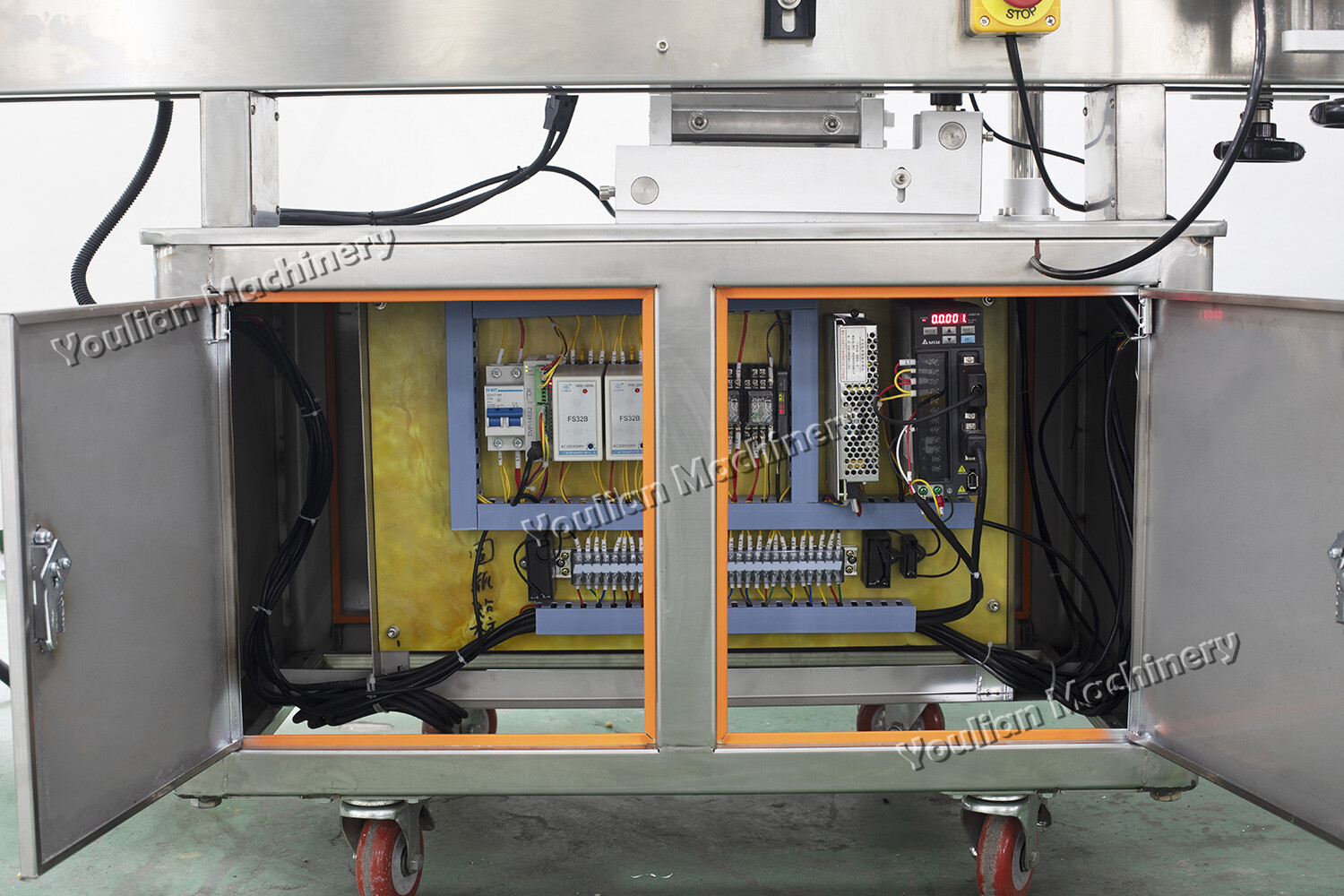 MT-200 Automatic Round Bottle Labeling Machine Glass Plastic Bottle ...