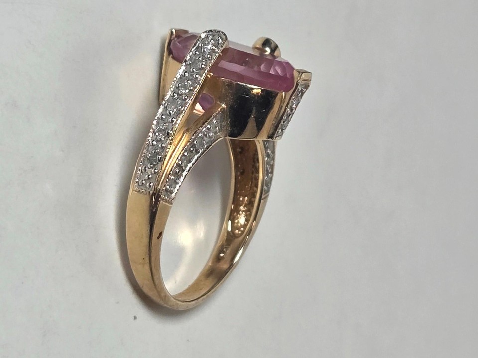 10K GOLD RING-BIG PINK STONE-DIAMONDS-CHINA-32 DIAMONDS-SIZE 7.25-3.7 ...