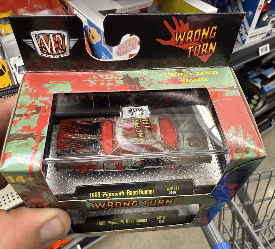 M2 MACHINES 2025 HALLOWEEN WMTS21 1969 PLYMOUTH ROAD RUNNER RAW CHASE ...