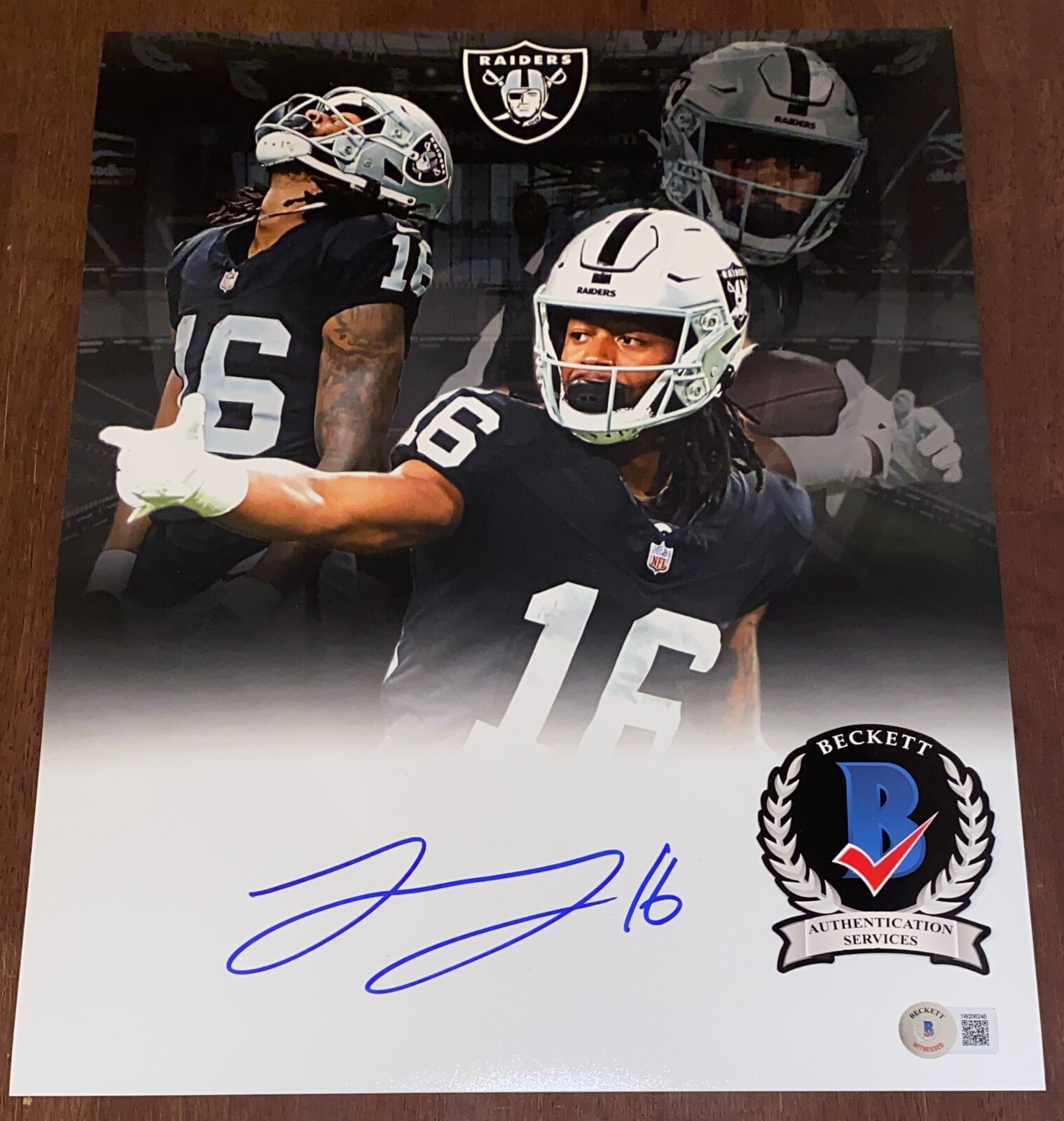 Jakobi Meyers Signed Autographed 11x14 Photo Las Vegas Raiders Beckett ...