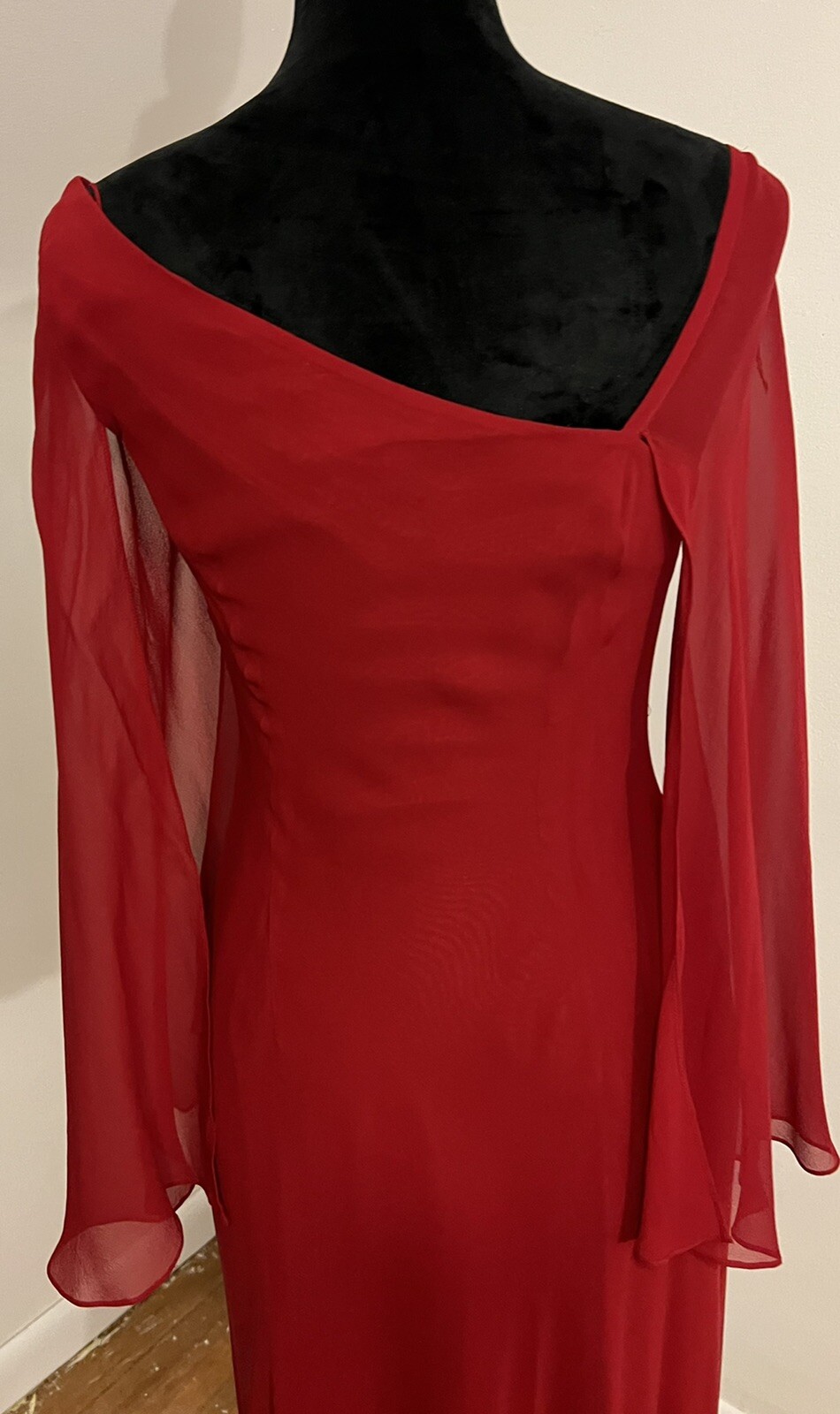 Maggy London Red Fitted Dress with Chiffon Sleeves. S… - Gem