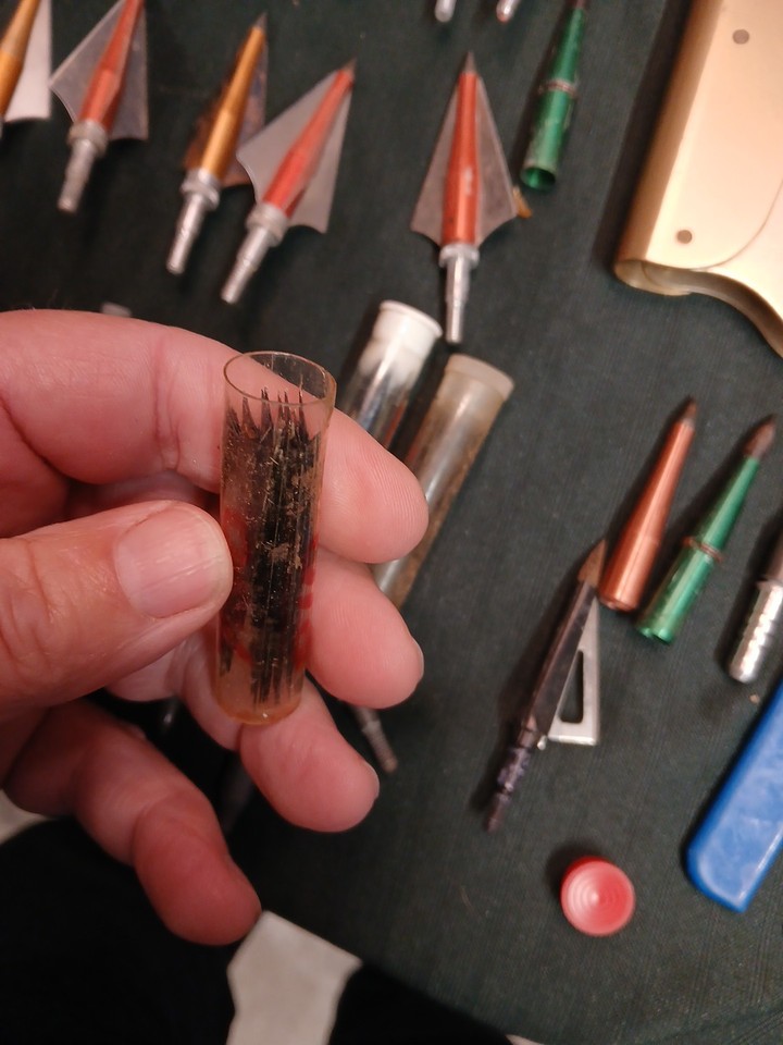 Vintage Archery Lot BITZENBURGER Fletching Jig Broadheads Blades (BJ ...