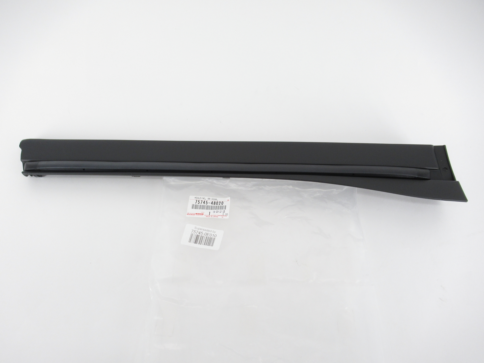 Genuine OEM Lexus 75745-0E010 Passenger Rear Door Outside Lower Molding ...