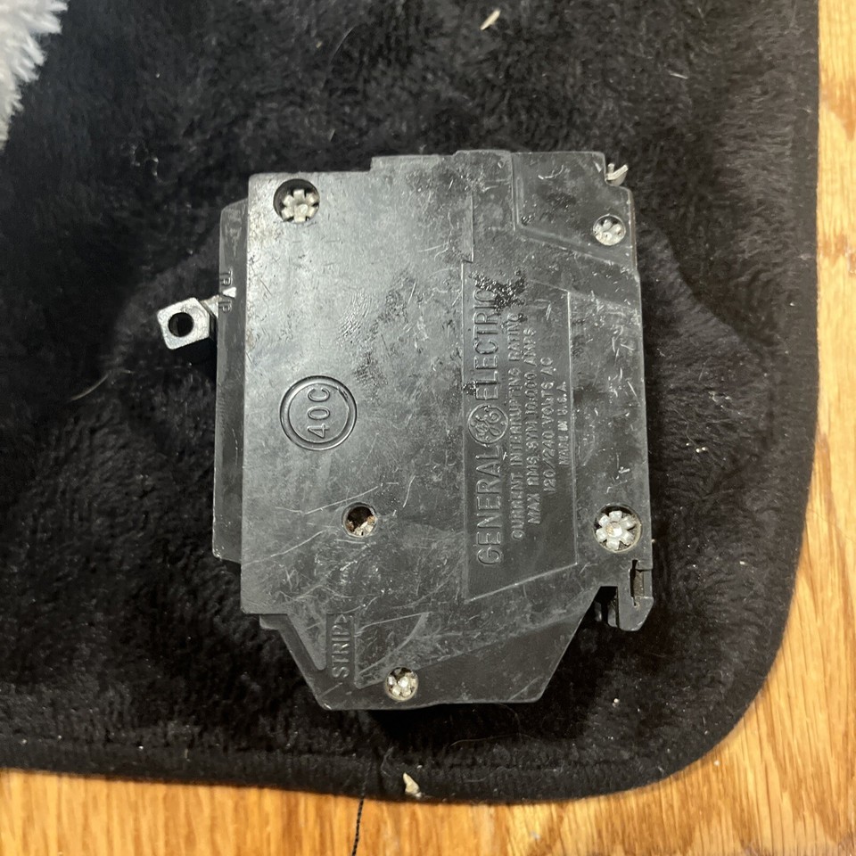 General Electric THQP215 Circuit Breaker, 2-Pole 15-Amp Thin Series | eBay