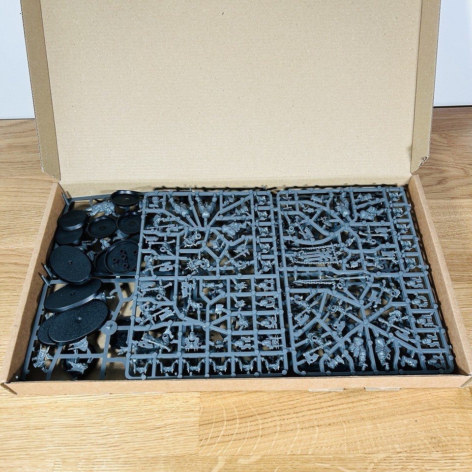 Warhammer Age of Sigmar Mortal Realms Premium Kit 4 Blades of Khorne ...