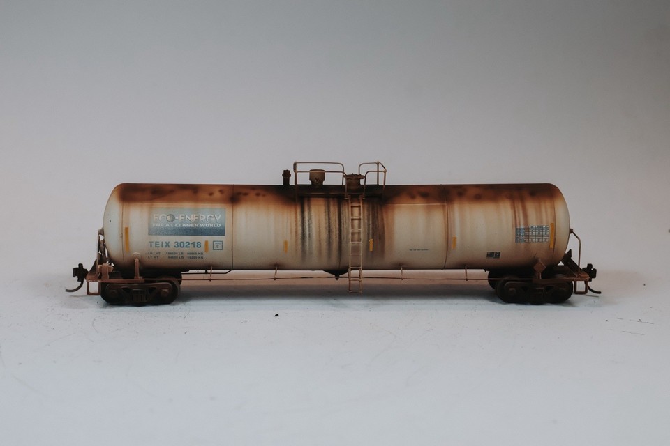 CDH HO Scale Custom Weathered Lot Athearn TEIX Tank Car 30k Ethanol Set ...