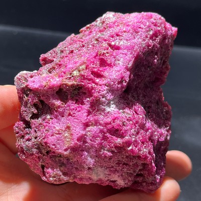 303G Natural rough red corundum and mineral spirit ruby raw gemstones ...