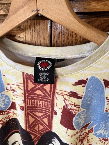 Authentic Red Hot Chilli Peppers Michael Rios Artist T-Shirt, Boxy XL ...