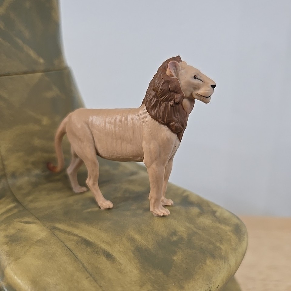 Mufasa Popcorn Bucket The Lion King Pride Rock Theater Exclusive Disney ...