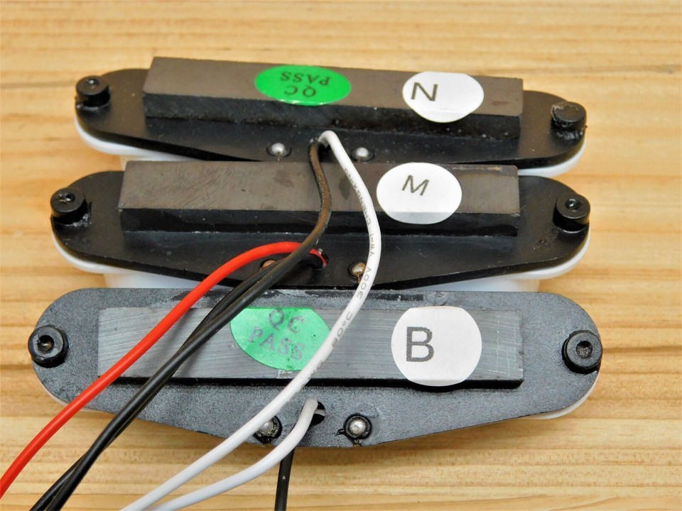G.M. Fat Head SSS SET (Neck, Middle(RWRP)bridge) INVADER STYLE White | eBay