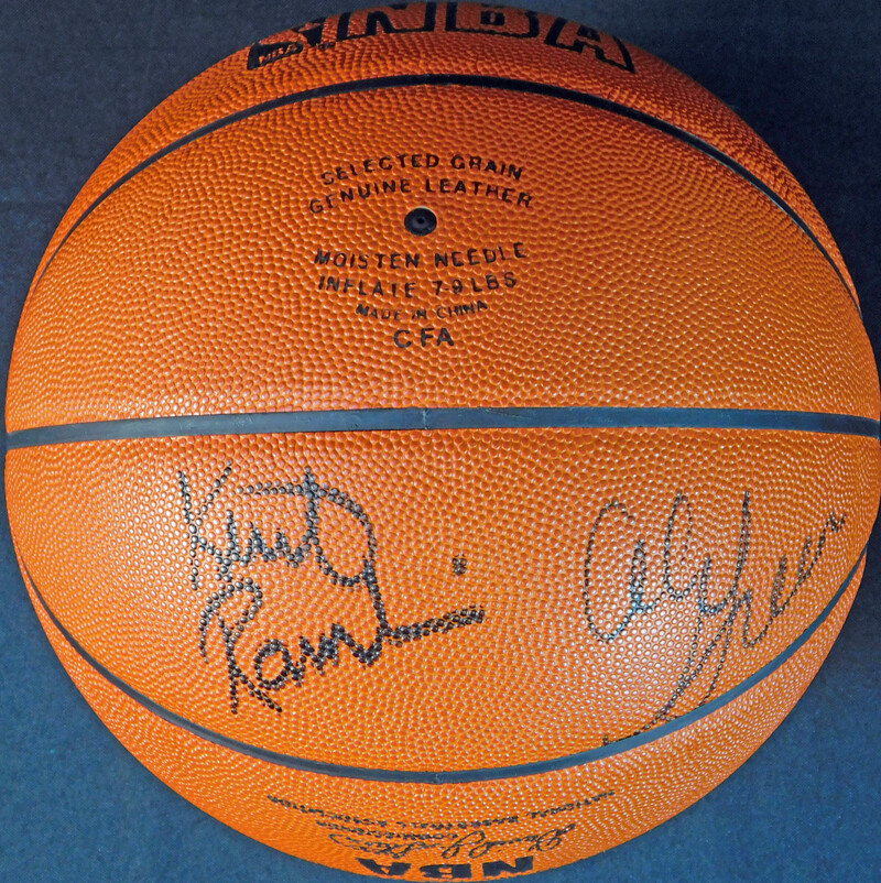 1987-88 Los Angeles Lakers Champions Team Signed NBA Game Basketball ...