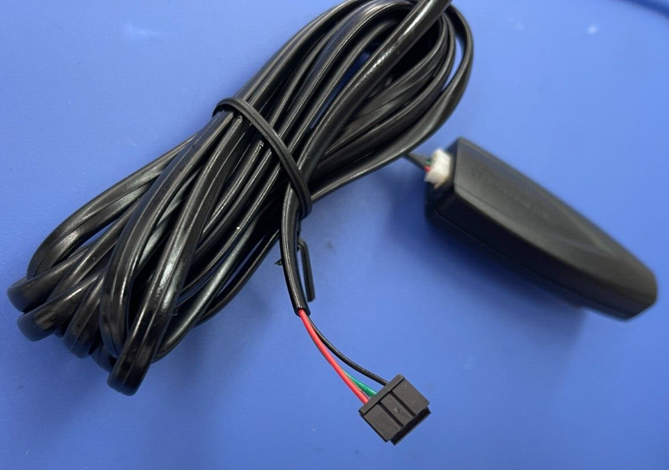 Audiovox Pursuit Prestige 118B1128 ELVNRCA Glass Mount Antenna w/ Cable ...
