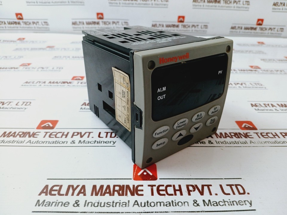 Honeywell UDC2500 Universal Digital Controller 24 VAC/DC 50/60 HZ 12VA ...