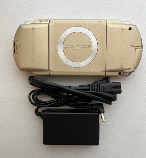 PSP 1000 - Gold - GOOD CONDITION - Console + Official Memory 4GB ...