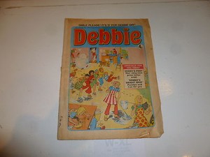 DEBBIE Comic - Issue 104 - Date 08/02/1975 - UK Paper Comic | eBay