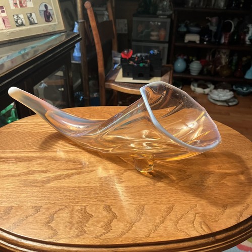 Duncan Miller Pink Opalescent Glass Cornucopia Centerpiece Bowl | eBay
