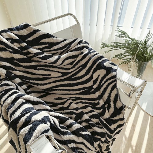 Zebra Print Pattern Soft Decorative Bed Blanket Cozy Fluffy Plush Sofa ...