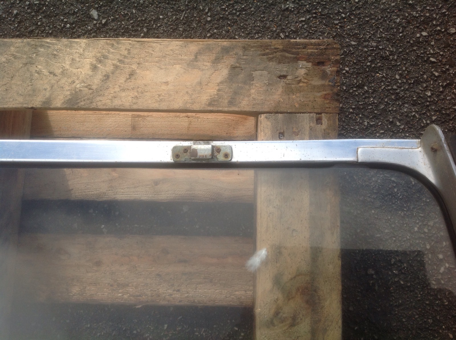 MG CLASSIC MIDGET WINDSCREEN AND FRAME | eBay UK