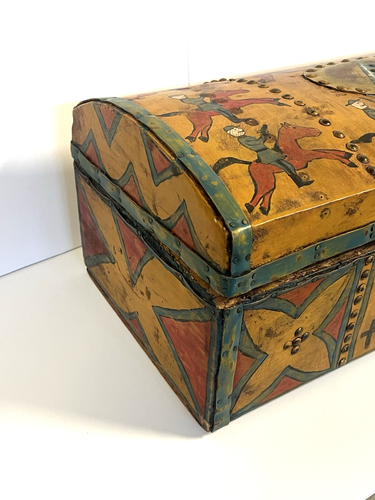 Antique Native American Crow Indian Wood Trunk; Hand Painted; 1890s to ...