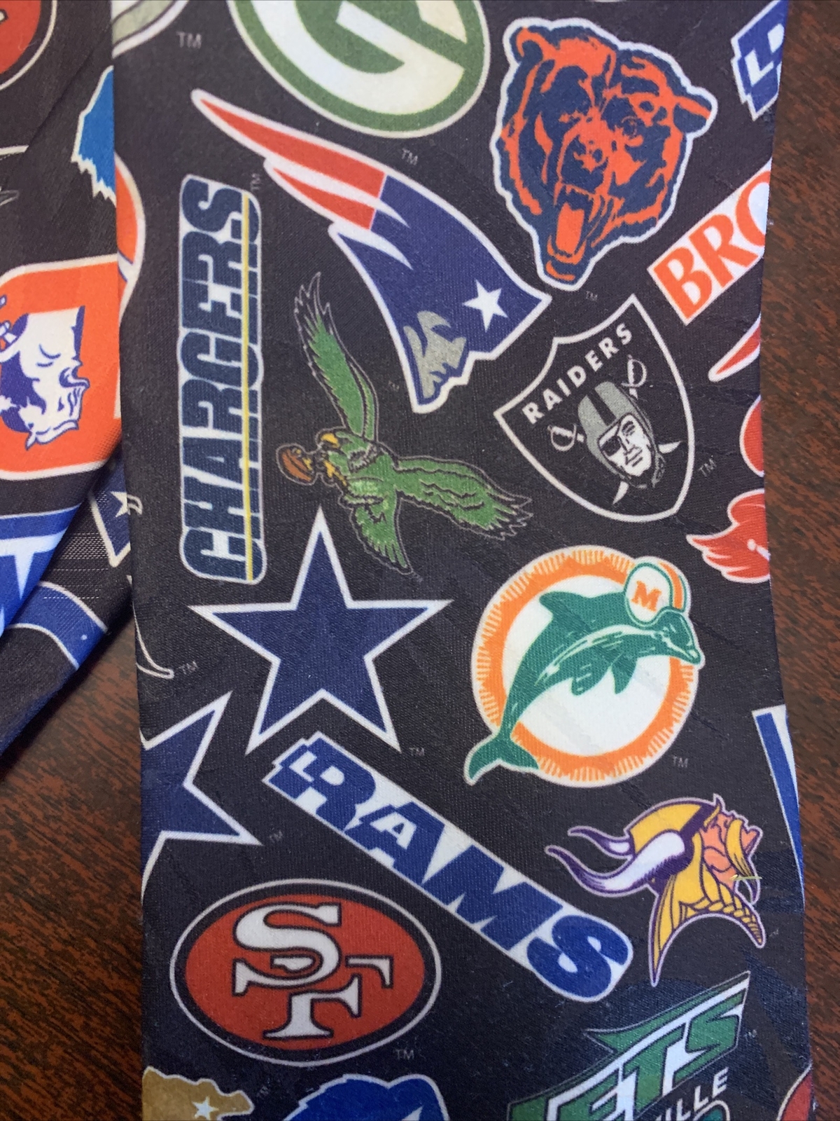 1994 Surrey Walleywear NFL Team Logos Necktie, wide, … - Gem