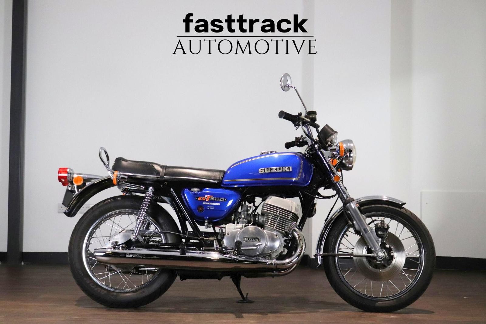 1976 Suzuki GT500 Stunning Condition Beautiful Example - Bike Years - 1970s