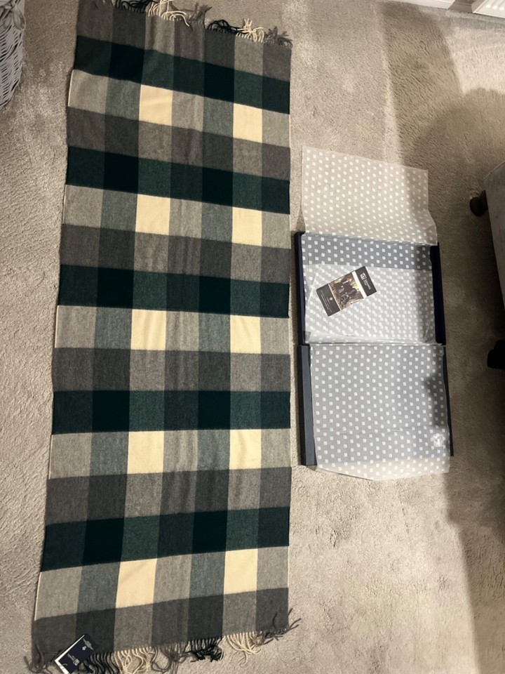 johnstons cashmere shawl, brand new with tags. Green and black checked ...