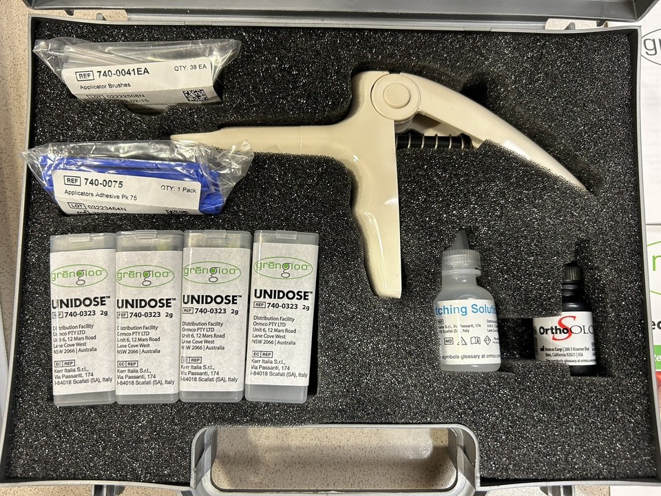 Dental Ormco Grengloo Two-way Color Change Green Orthodontic Adhesive ...