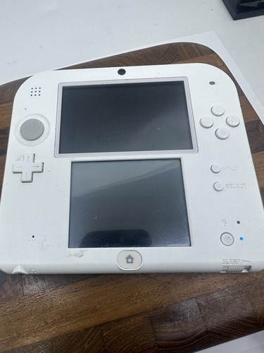 White/Red Nintendo 2DS Handheld Console, New Super Mario Bros 2 Edition ...