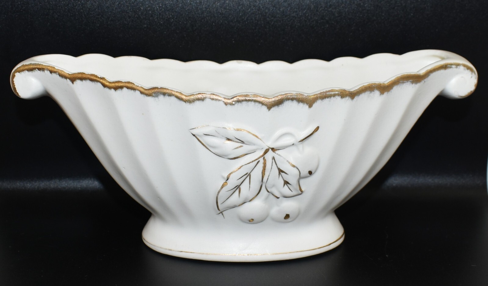 Vintage Scalloped Embossed Gold Trim Pottery Bowl Dee Dee Imports Japan ...