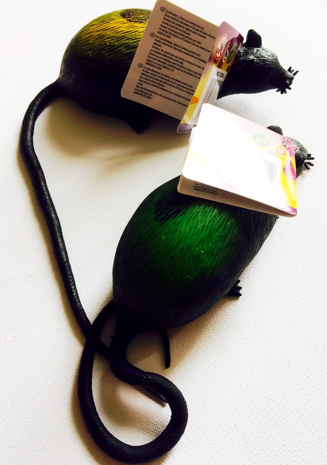 Stretchy Rat Rubber With Long Tail - Jokes and Gags Novelty Toys 13cm ...