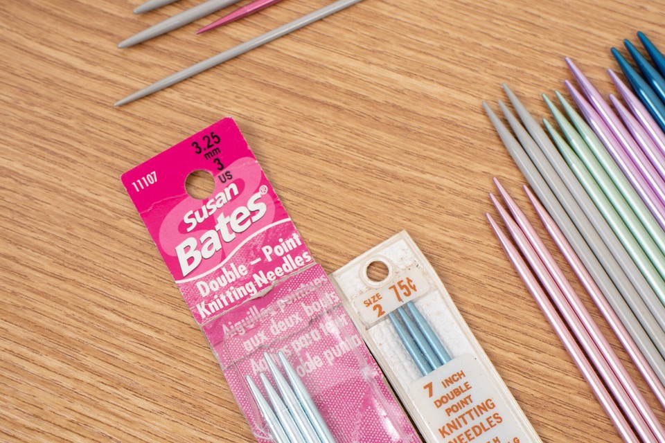 Lot of 12 Pairs Double Point Knitting Needles Sizes 3, 4, 5, 6, 7 Plus ...