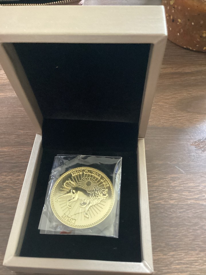 John Wick Gold Coins Movie Props Keanu Not ORIGINAL Not Sure | eBay