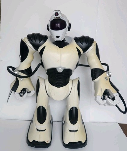 2005 WowWee Robosapien V2 22" Tall Robot -For Parts/Repair | eBay