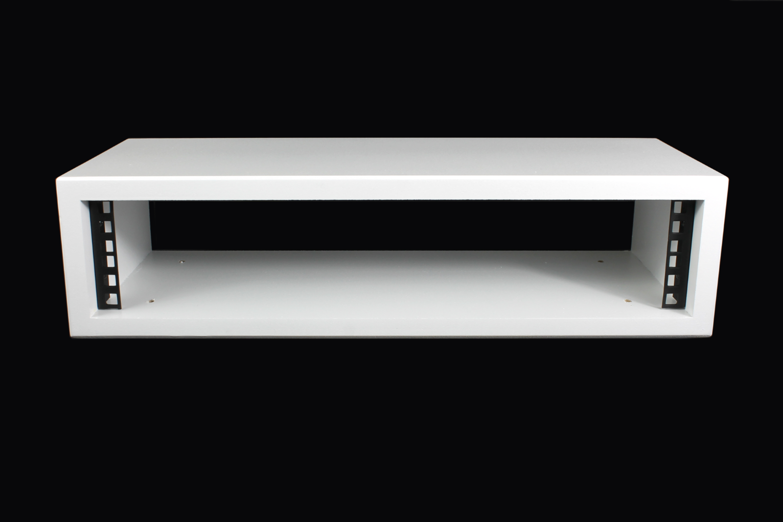 White Straight 2u 19" inch wooden rack unit/case/cabinet recording ...