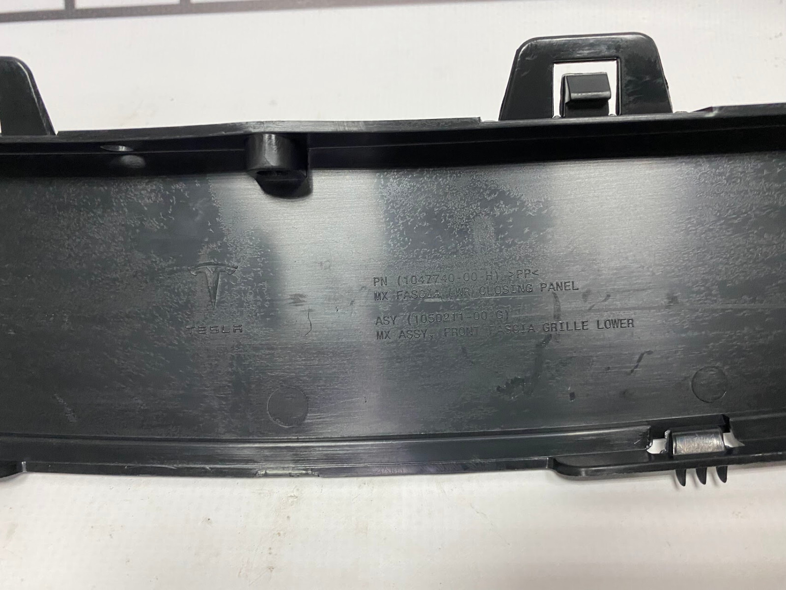2016-2020 Tesla Model X Front Fascia Grille Closing Panel 1047740-00-H ...