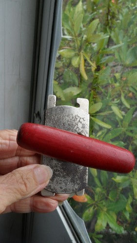 VTG TOP-OFF JAR AND BOTTLE SCREW TOP OPENER WITH RED HANDLE BY EDLUND ...