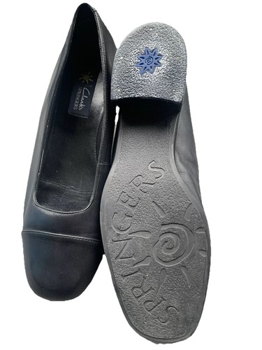 Clarks Springers Ladies Black Shoes Sz UK 7.5 Small Heel Slip On (Air ...