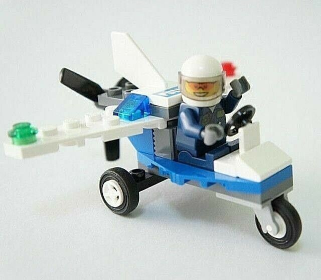 Lego CITY Police Microlight #30018 Fire Chief #30010 Racing Car #30150 ...
